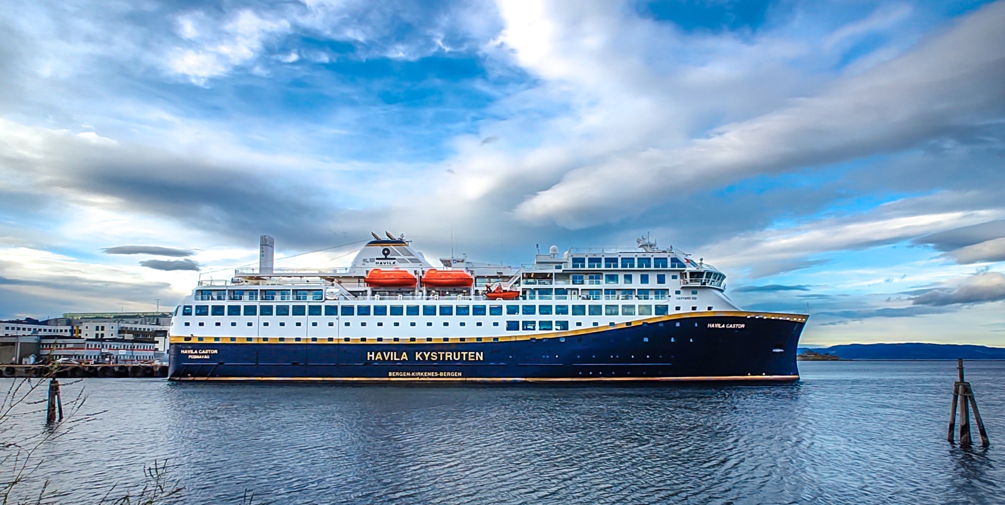 Bli med å feire kystrutens 130-årsjubileum - Trondheim Havn